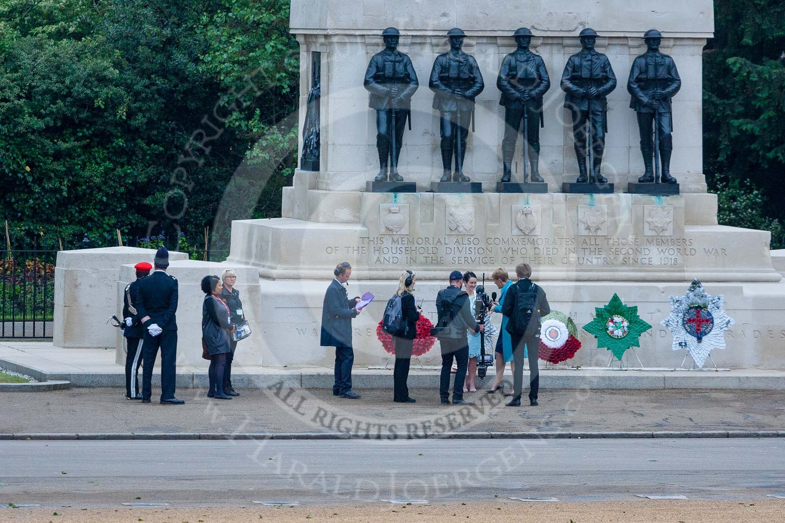 Queen's Birthday Parade 2015 - Trooping the Colour Photos - Interactive ...